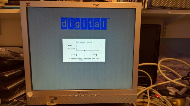 DECstation 5000 Model 240 Ultrix Login Screen | Rob's Old Computers